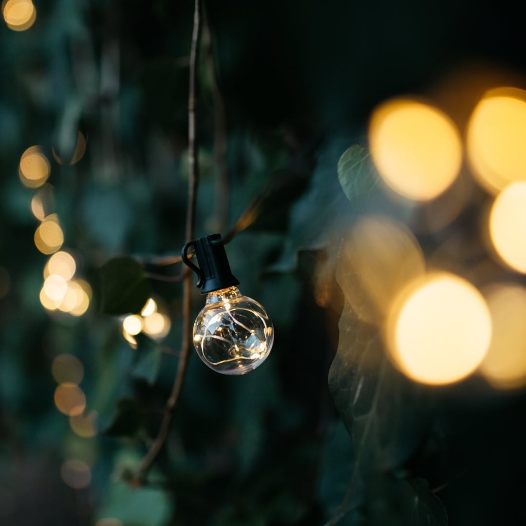 Solar 10m 25 Wire LED Classic String Lights