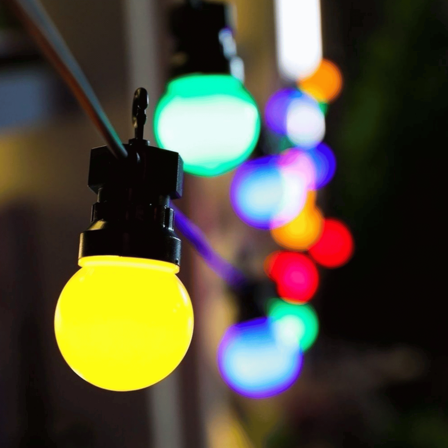 Solar 10m Multi-Colour String Lights | Festive Atmosphere