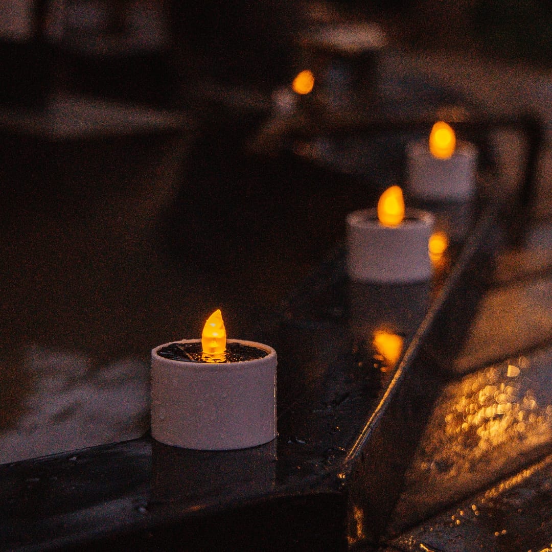 Solar Flameless LED Tea Light Candles 6 Pack